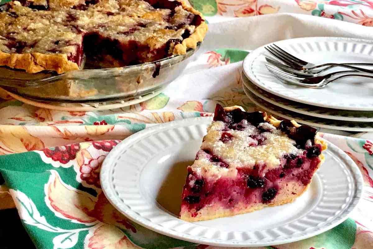 Sour Cream Raspberry Pie Recipe - Picnic Life Foodie