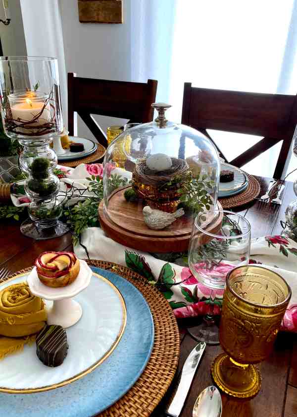 Heirloom Spring Tablescape Design - Picnic Life Foodie