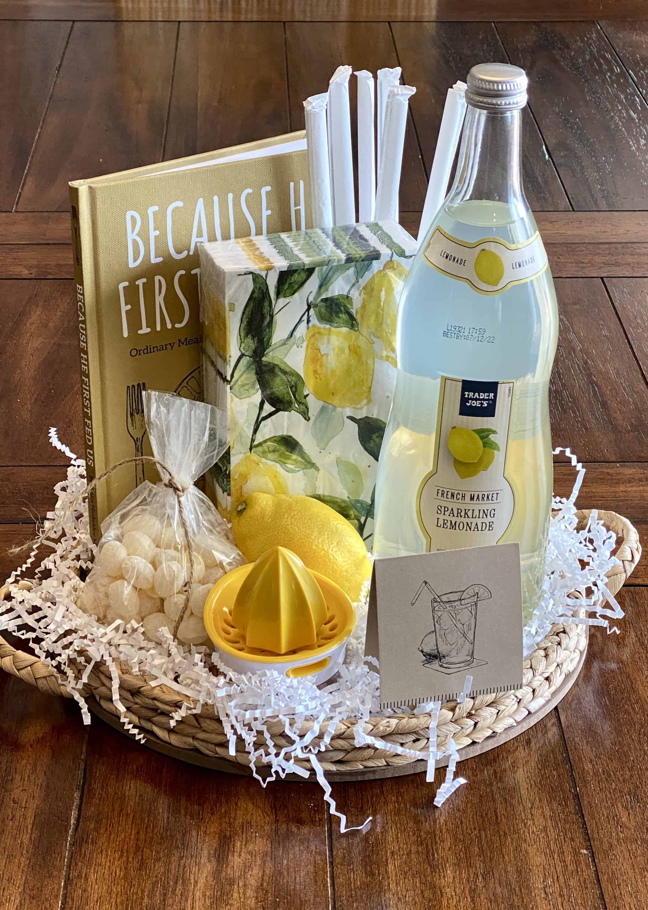 Perfect Gift Baskets for People Who Like to Eat - Picnic Life Foodie